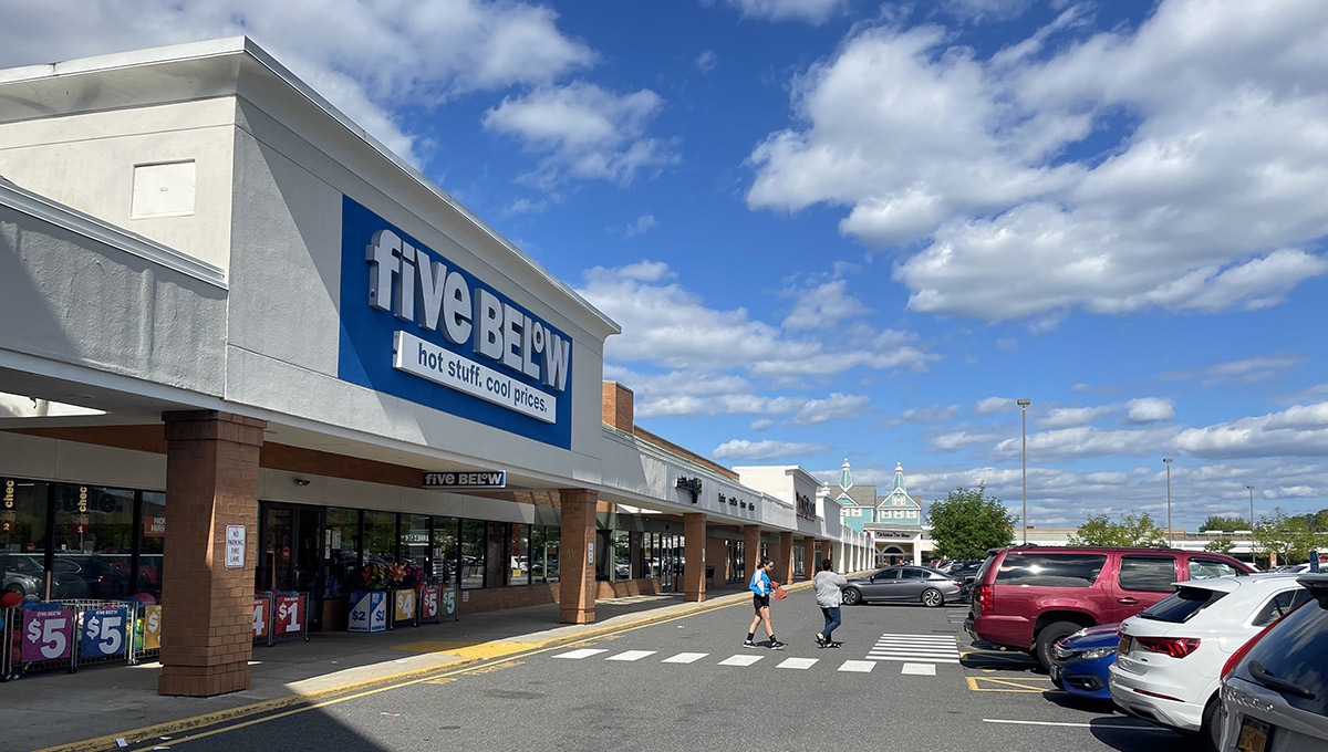 Danbury Square, Danbury, CT 06810 – Retail Space | Regency Centers
